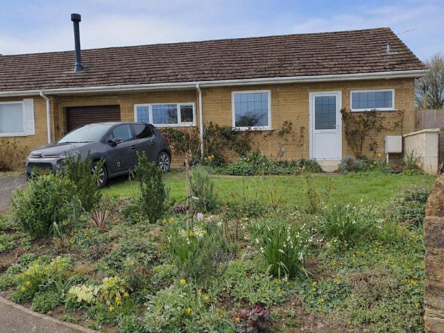 2 bedroom bungalow for sale
