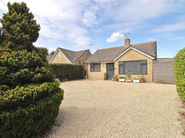 2 bedroom bungalow for sale