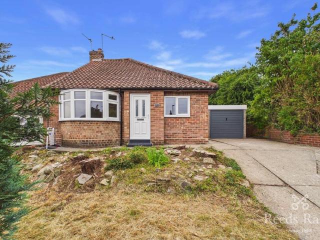 2 bedroom bungalow for sale