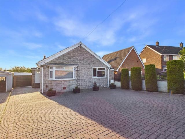 2 bedroom bungalow for sale