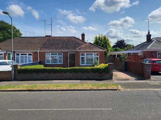 2 bedroom bungalow for sale