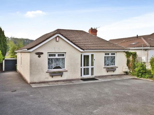 2 bedroom bungalow for sale