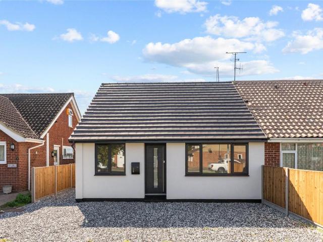 2 bedroom bungalow for sale