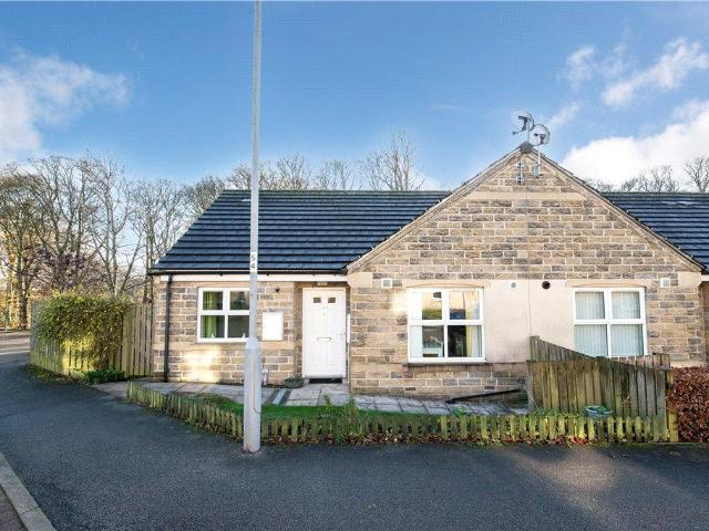 2 bedroom bungalow for sale