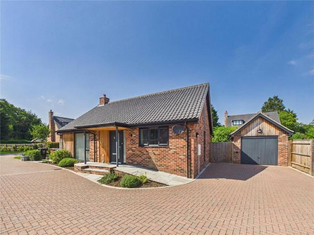2 bedroom bungalow for sale