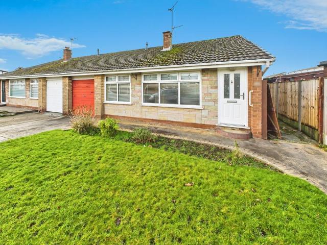 2 bedroom bungalow for sale