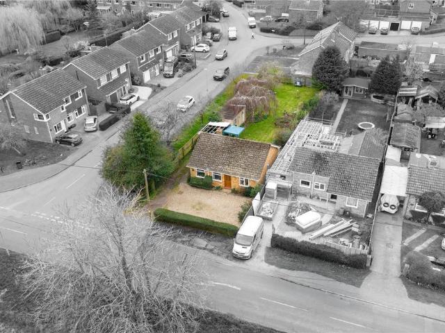 2 bedroom bungalow for sale