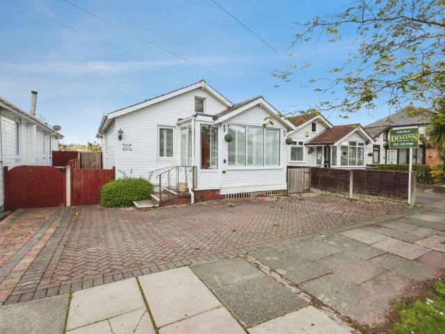 2 bedroom bungalow for sale