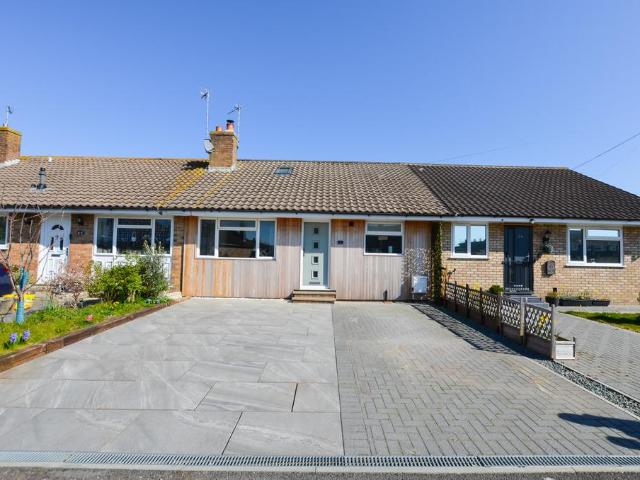 2 bedroom bungalow for sale