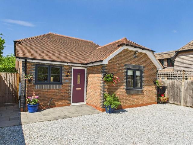 2 bedroom bungalow for sale