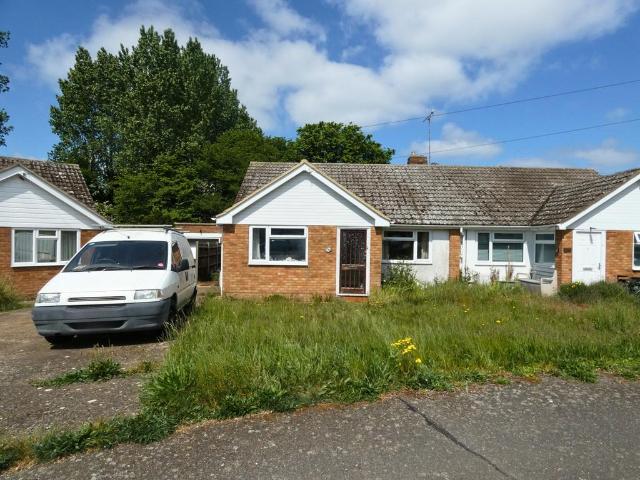 2 bedroom bungalow for sale