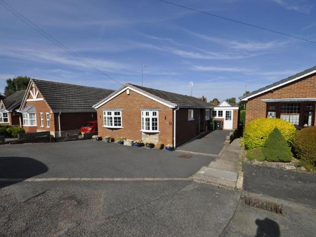 2 bedroom bungalow for sale