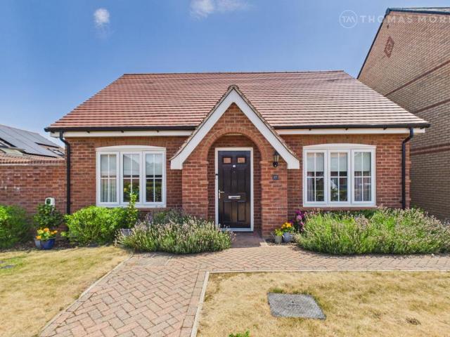 2 bedroom bungalow for sale