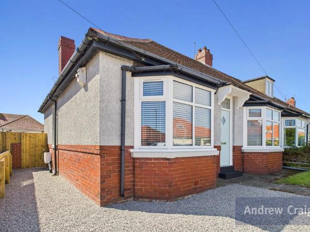 2 bedroom bungalow for sale