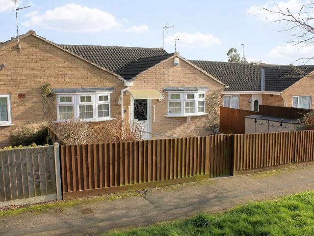 2 bedroom bungalow for sale