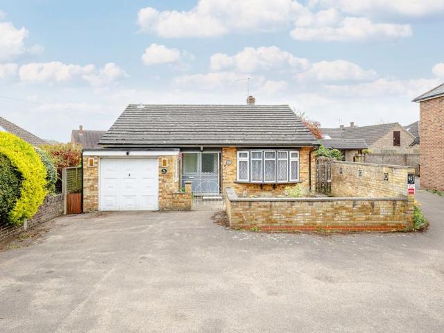 2 bedroom bungalow for sale
