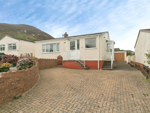 2 bedroom bungalow for sale