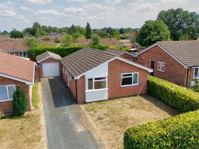 2 bedroom bungalow for sale