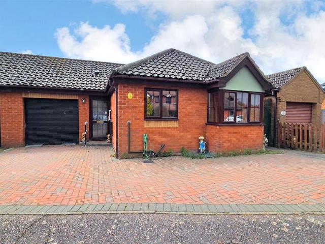 2 bedroom bungalow for sale