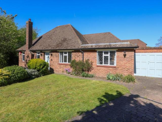 2 bedroom bungalow for sale