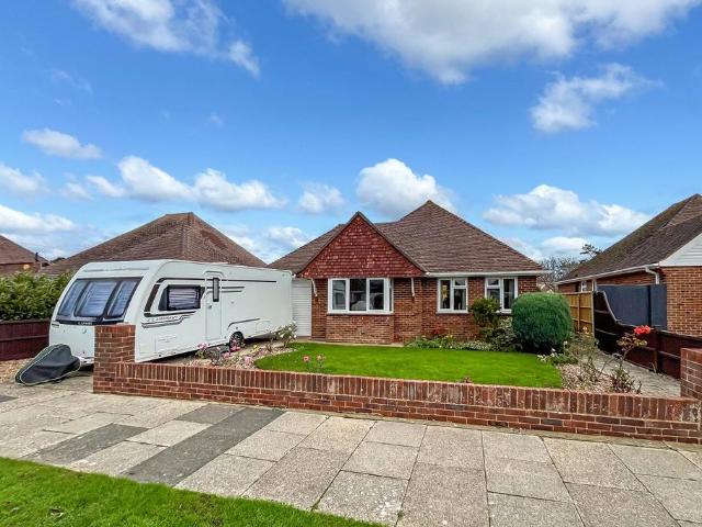 2 bedroom bungalow for sale