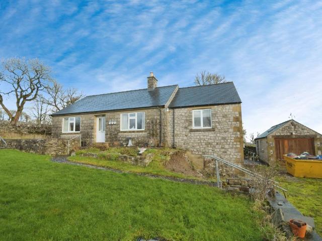 2 bedroom bungalow for sale