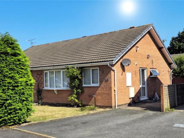 2 bedroom bungalow for sale