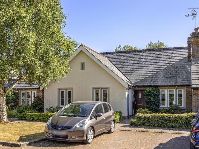 2 bedroom bungalow for sale