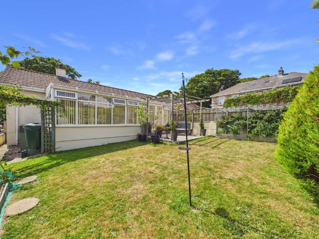 2 bedroom bungalow for sale