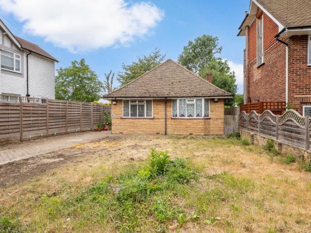 2 bedroom bungalow for sale