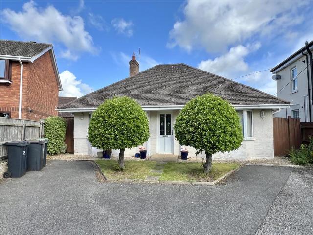2 bedroom bungalow for sale