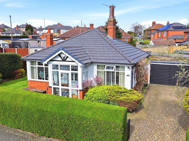 2 bedroom bungalow for sale