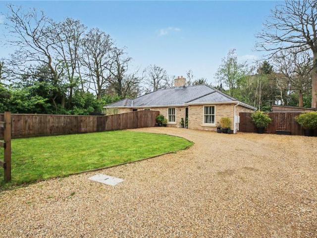 2 bedroom bungalow for sale