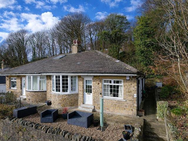 2 bedroom bungalow for sale