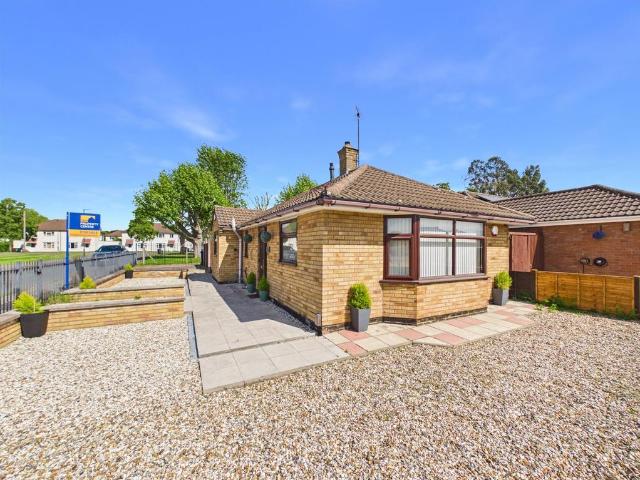 2 bedroom bungalow for sale