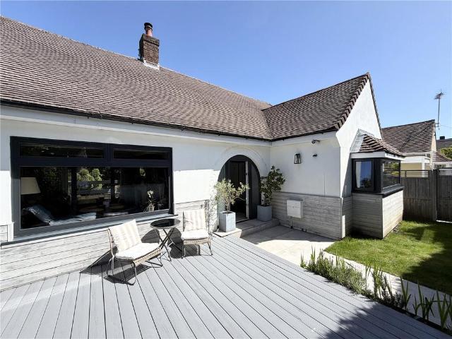 2 bedroom bungalow for sale