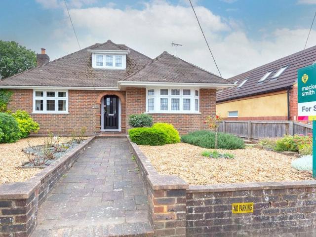 2 bedroom bungalow for sale