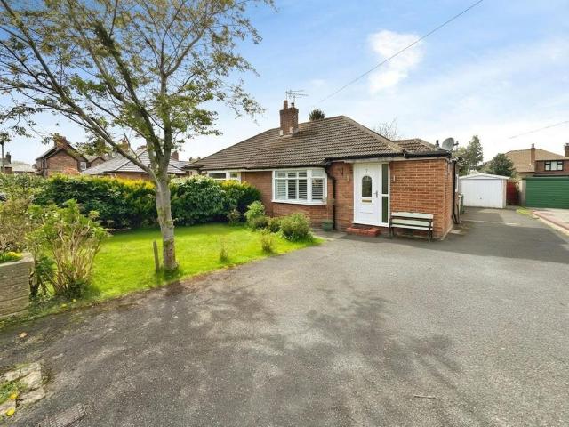 2 bedroom bungalow for sale