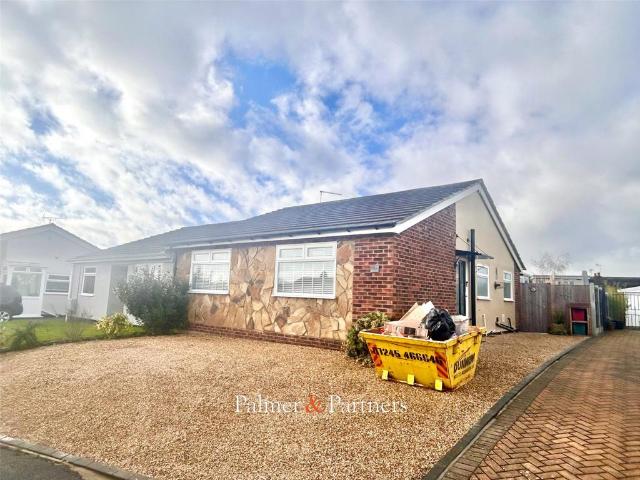 2 bedroom bungalow for sale