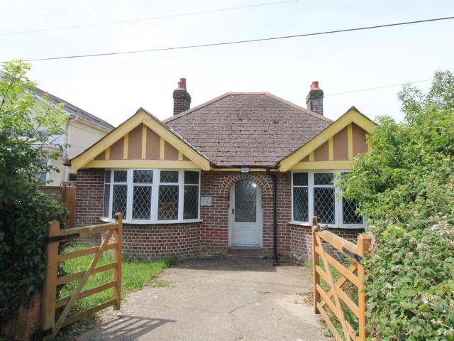 2 bedroom bungalow for sale