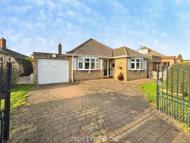 2 bedroom bungalow for sale