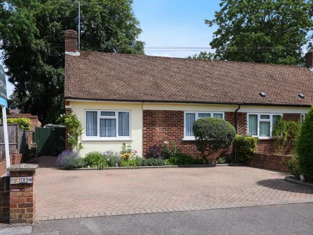 2 bedroom bungalow for sale