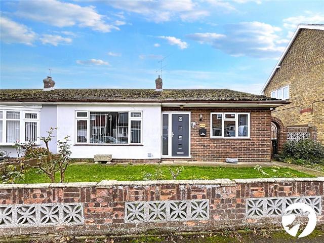 2 bedroom bungalow for sale