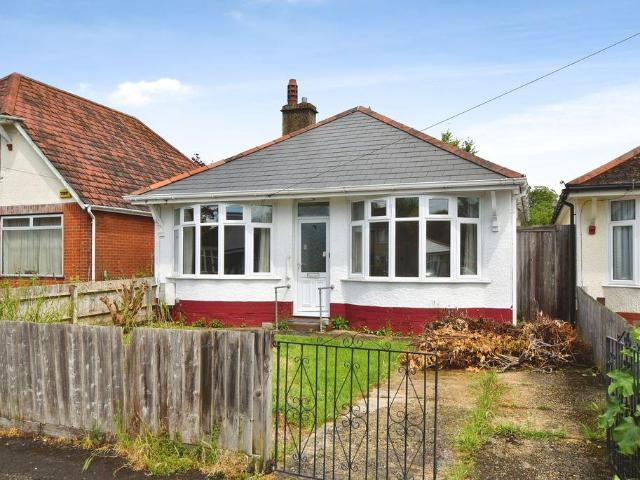 2 bedroom bungalow for sale