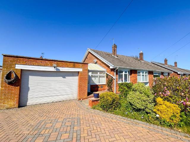 2 bedroom bungalow for sale