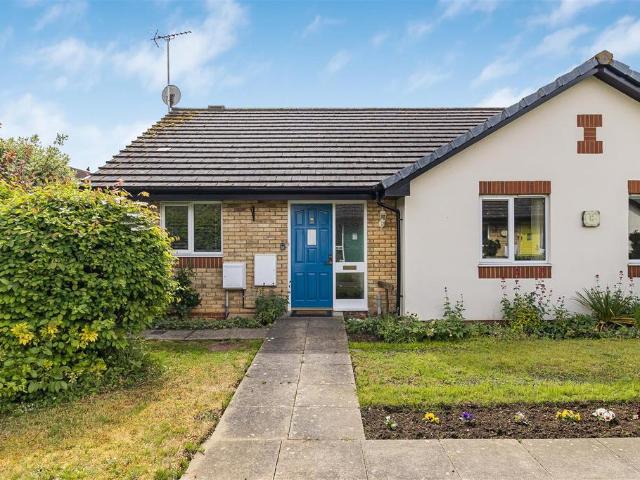 2 bedroom bungalow for sale