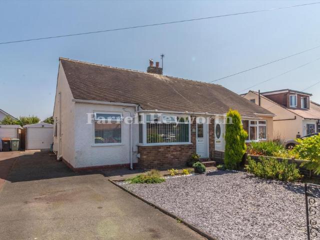 2 bedroom bungalow for sale