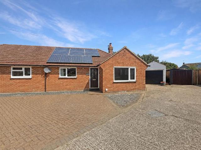 2 bedroom bungalow for sale