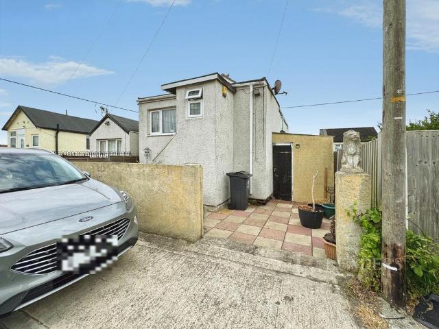 2 bedroom bungalow for sale