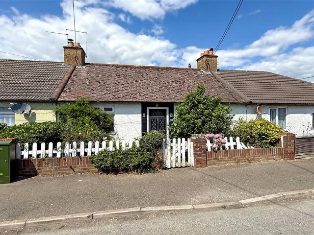 2 bedroom bungalow for sale